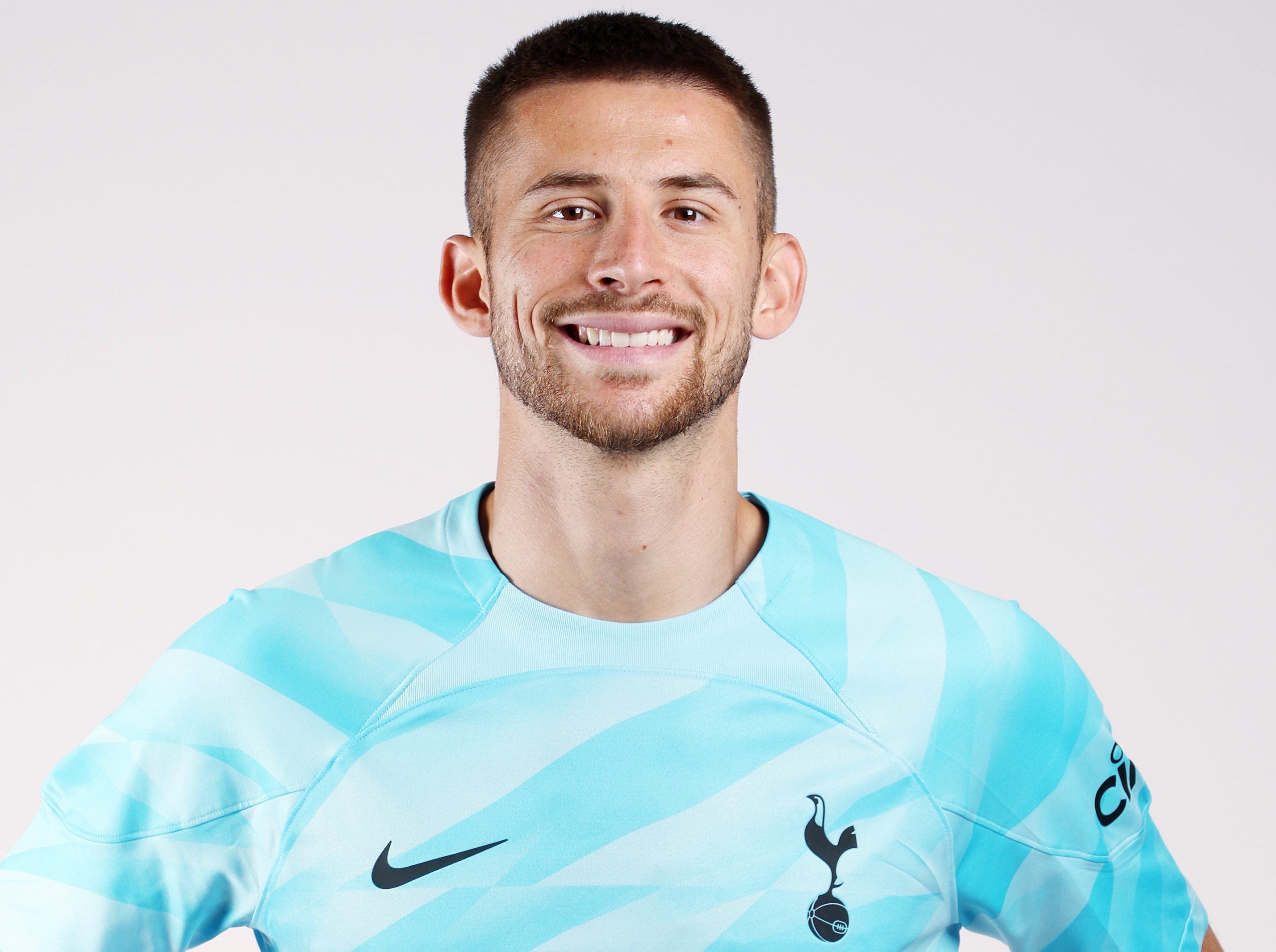 Guglielmo Vicario Height, Age, Weight, Trophies - Sportsmen Height Guglielmo Vicario Height, Age, Weight, Trophies - Sportsmen Height